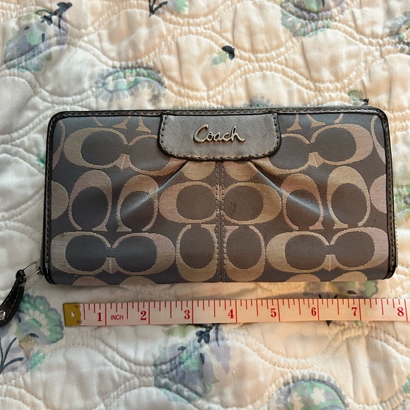 Coach | Bags | Coach Gray And Tan Signature Wallet | Poshmark